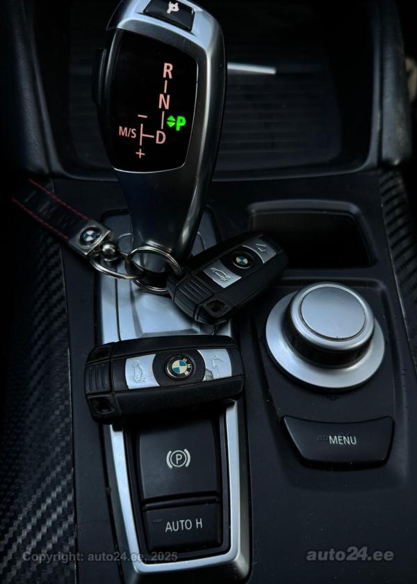 Melns BMW X6 2008 Tartu, ar dzinēja tilpumu 3.00 L un nobraukumu 320 tūkst. km par 8800 €, foto 11 vietnē AUTOMOTO.COM.LV