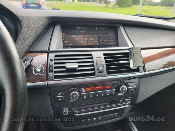 Melns BMW X6 2008 Tallina, ar dzinēja tilpumu 3.00 L un nobraukumu 490 tūkst. km par 10000 €, foto 11 vietnē AUTOMOTO.COM.LV