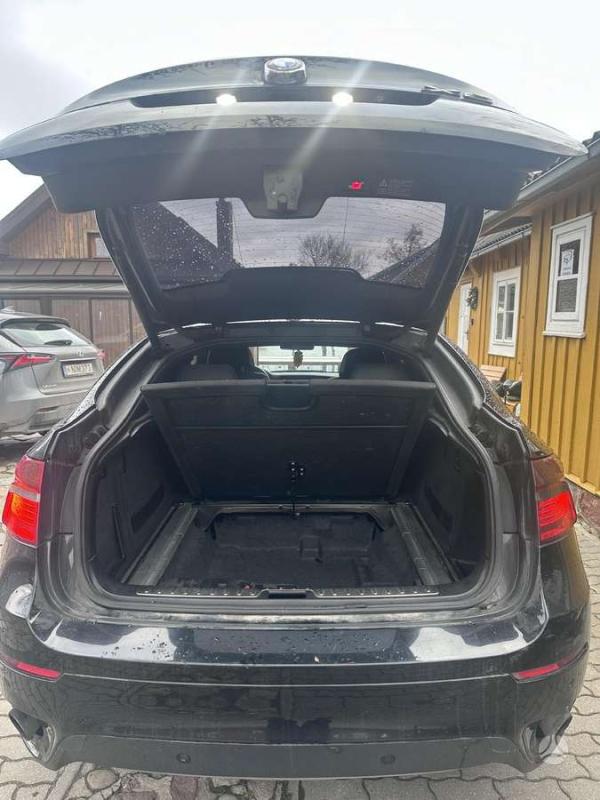 Melns BMW X6 2008 Trakai, ar dzinēja tilpumu 0.00 L un nobraukumu 324 tūkst. km par 8000 €, foto 3 vietnē AUTOMOTO.COM.LV
