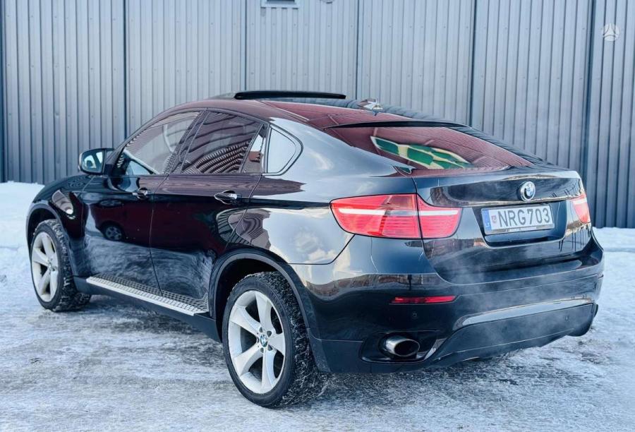 Melns BMW X6 2008 Kauņa, ar dzinēja tilpumu 2.99 L un nobraukumu 247 tūkst. km par 9300 €, foto 3 vietnē AUTOMOTO.COM.LV