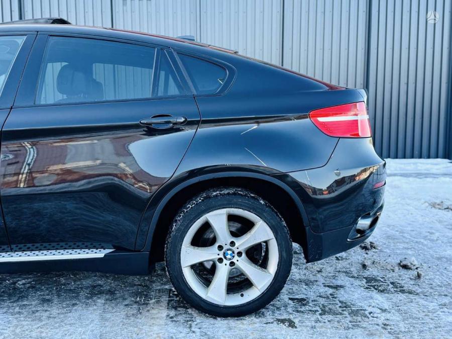 Melns BMW X6 2008 Kauņa, ar dzinēja tilpumu 2.99 L un nobraukumu 247 tūkst. km par 9300 €, foto 31 vietnē AUTOMOTO.COM.LV