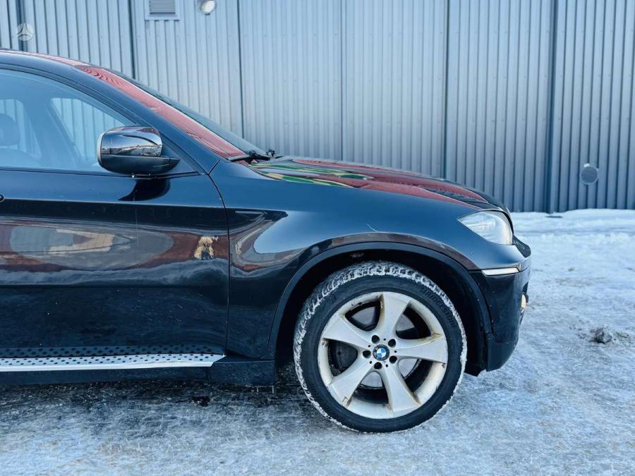 Melns BMW X6 2008 Kauņa, ar dzinēja tilpumu 2.99 L un nobraukumu 247 tūkst. km par 9300 €, foto 32 vietnē AUTOMOTO.COM.LV