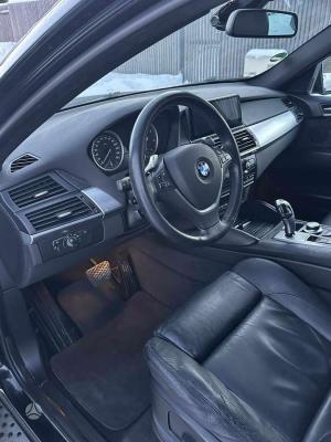 Black BMW X6 2008 in Vilnius, with an engine capacity of 2.99 L and mileage of 255 thousand km for 11450 €, photo 10 on AUTOMOTO.COM.LV