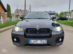 Black BMW X6 2008 in Alytus, with an engine capacity of 5.00 L and mileage of 210 thousand km for 6600 €, photo 4 on AUTOMOTO.COM.LV
