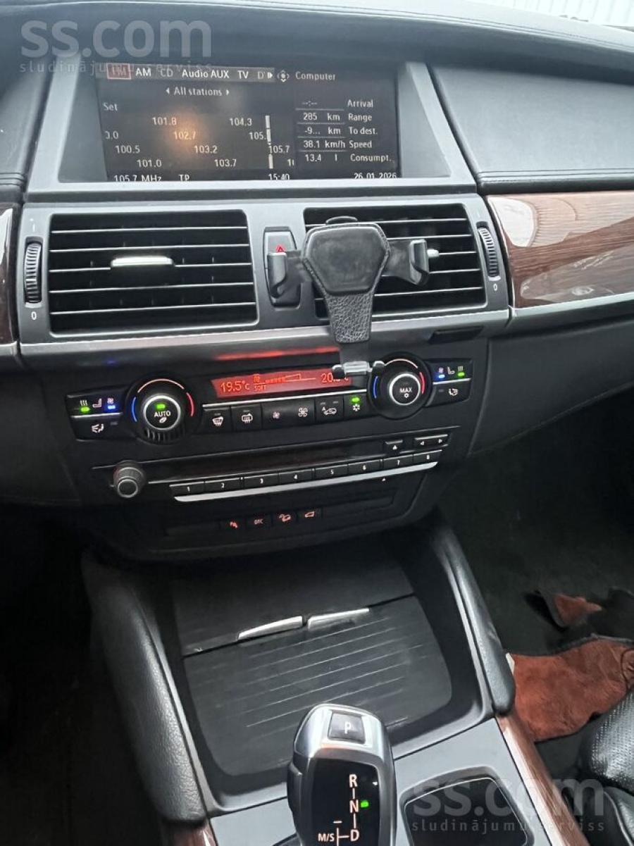 Melns BMW X6 2008 Jūrmala, ar dzinēja tilpumu 3.00 L un nobraukumu 215 tūkst. km par 9600 €, foto 9 vietnē AUTOMOTO.COM.LV