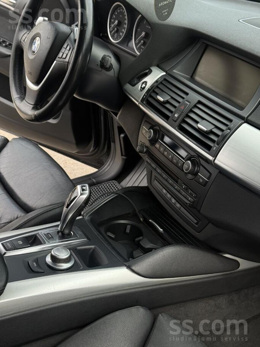Melns BMW X6 2008 Krāslava, ar dzinēja tilpumu 3.00 L un nobraukumu 233 tūkst. km par 10500 €, foto 17 vietnē AUTOMOTO.COM.LV