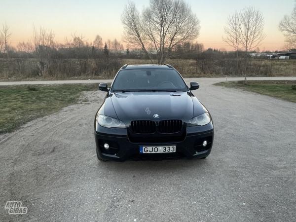 Black BMW X6 2008 in Kelme, with an engine capacity of 3.00 L and mileage of 307 thousand km for 10000 €, photo 8 on AUTOMOTO.COM.LV