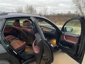 Черный БМВ Х6 2008 в Кельме, объемом двигателя 3.00 л и пробегом 307 тыс. км за 10000 €, фото 26 на AUTOMOTO.COM.LV