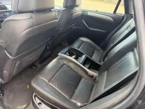 Black BMW X6 2008 in Taurage, with an engine capacity of 2.99 L and mileage of 318 thousand km for 6600 €, photo 6 on AUTOMOTO.COM.LV