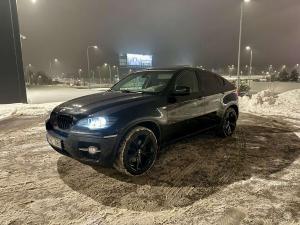 Black BMW X6 2008 in Vilnius, with an engine capacity of 2.99 L and mileage of 350 thousand km for 10999 €, photo 4 on AUTOMOTO.COM.LV