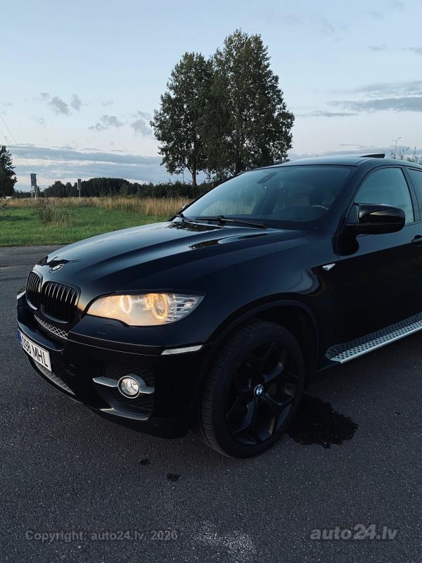 BMW X6 2008 Paide vietnē Melns BMW X6 2008 Paide, ar dzinēja tilpumu 3.00 L un nobraukumu 340 tūkst. km par 10500 €, foto 7 vietnē AUTOMOTO.COM.LV