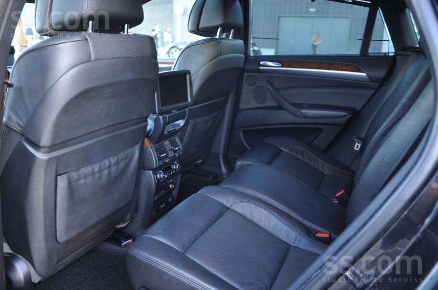 Melns BMW X6 2008 Jūrmala, ar dzinēja tilpumu 3.50 L un nobraukumu 356 tūkst. km par 12500 €, foto 23 vietnē AUTOMOTO.COM.LV