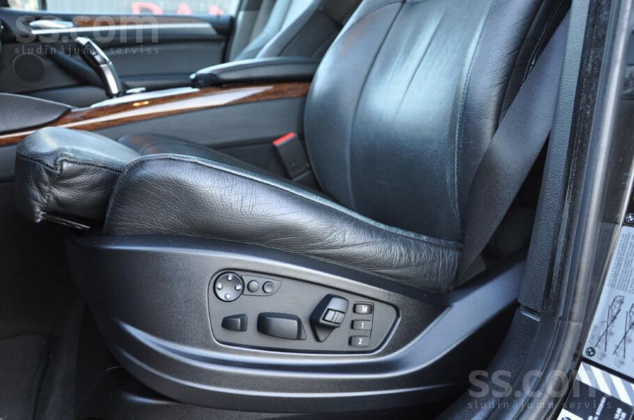 Melns BMW X6 2008 Jūrmala, ar dzinēja tilpumu 3.50 L un nobraukumu 356 tūkst. km par 12500 €, foto 27 vietnē AUTOMOTO.COM.LV