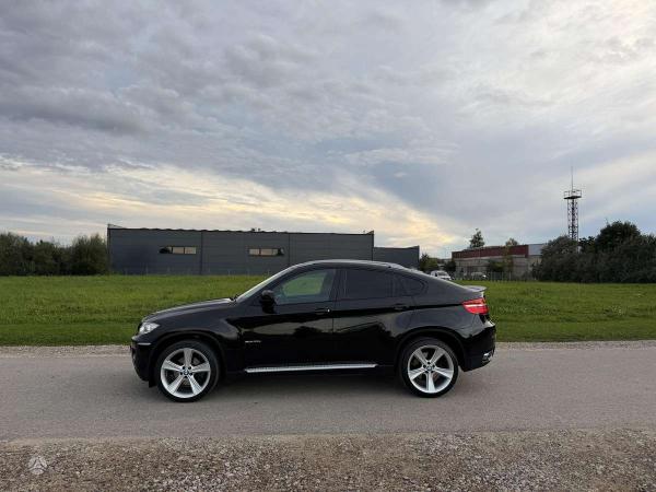 БМВ Х6 2008 в Каунас на AUTOMOTO.COM.LV Черный БМВ Х6 2008 в Каунас, объемом двигателя 2.99 л и пробегом 294 тыс. км за 10600 €, фото 3 на AUTOMOTO.COM.LV