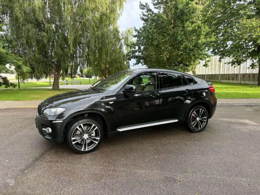 Black BMW X6 2008 in Radviliskis, with an engine capacity of 2.99 L and mileage of 356 thousand km for 10200 €, photo 3 on AUTOMOTO.COM.LV