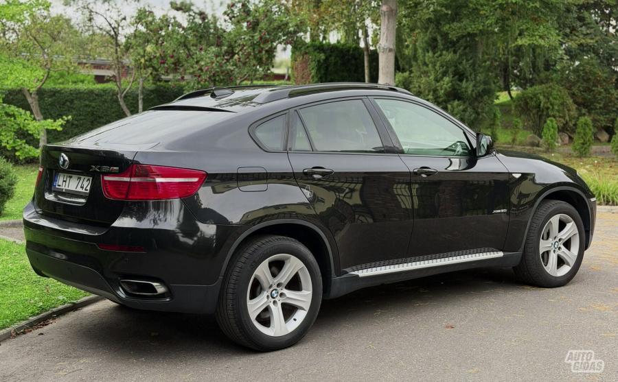 Black BMW X6 2008 in Vilnius, with an engine capacity of 4.40 L and mileage of 208 thousand km for 6999 €, photo 5 on AUTOMOTO.COM.LV
