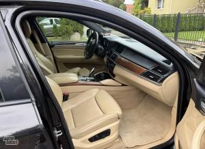 Black BMW X6 2008 in Vilnius, with an engine capacity of 4.40 L and mileage of 208 thousand km for 6999 €, photo 14 on AUTOMOTO.COM.LV