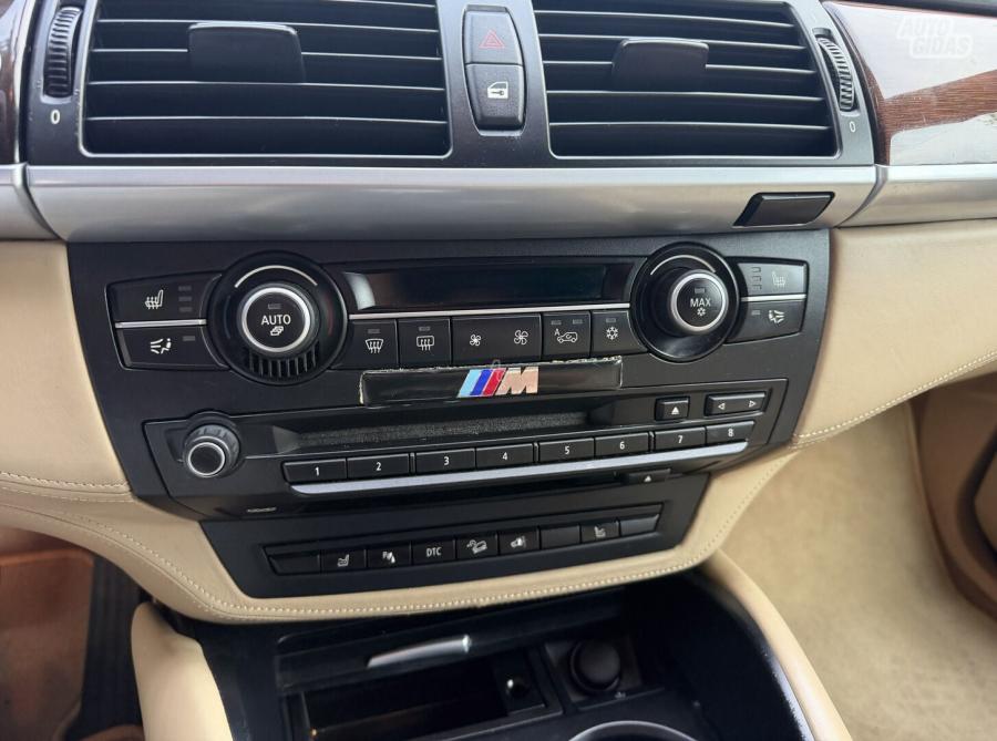 Black BMW X6 2008 in Vilnius, with an engine capacity of 4.40 L and mileage of 208 thousand km for 6999 €, photo 16 on AUTOMOTO.COM.LV