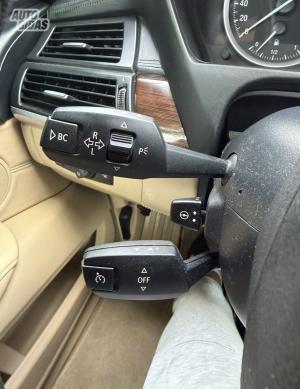 Black BMW X6 2008 in Vilnius, with an engine capacity of 4.40 L and mileage of 208 thousand km for 6999 €, photo 19 on AUTOMOTO.COM.LV