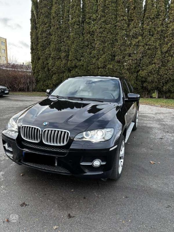 Black BMW X6 2009 in Mazeikiai, with an engine capacity of 2.99 L and mileage of 180 thousand km for 14999 €, photo 6 on AUTOMOTO.COM.LV