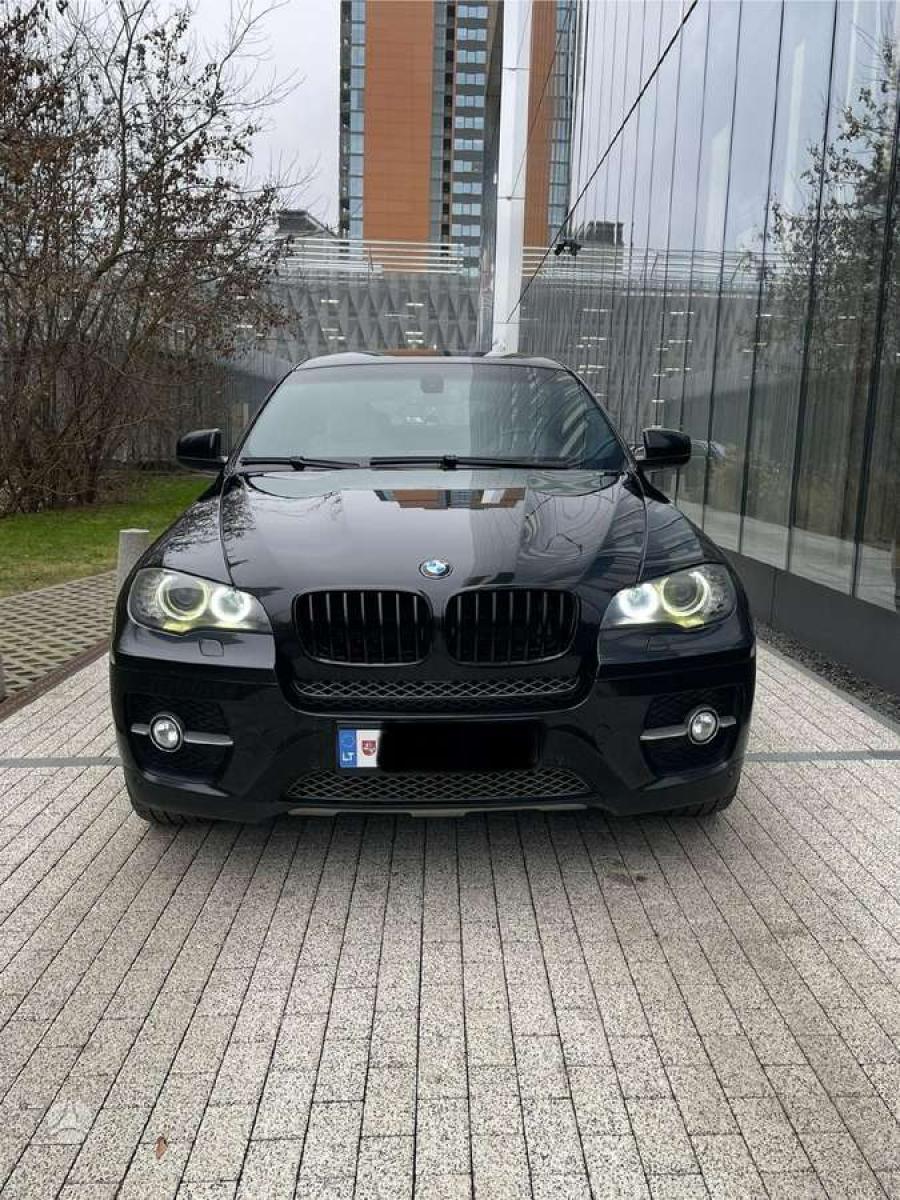 Melns BMW X6 2009 Viļņa, ar dzinēja tilpumu 2.99 L un nobraukumu 351 tūkst. km par 9900 €, foto 2 vietnē AUTOMOTO.COM.LV