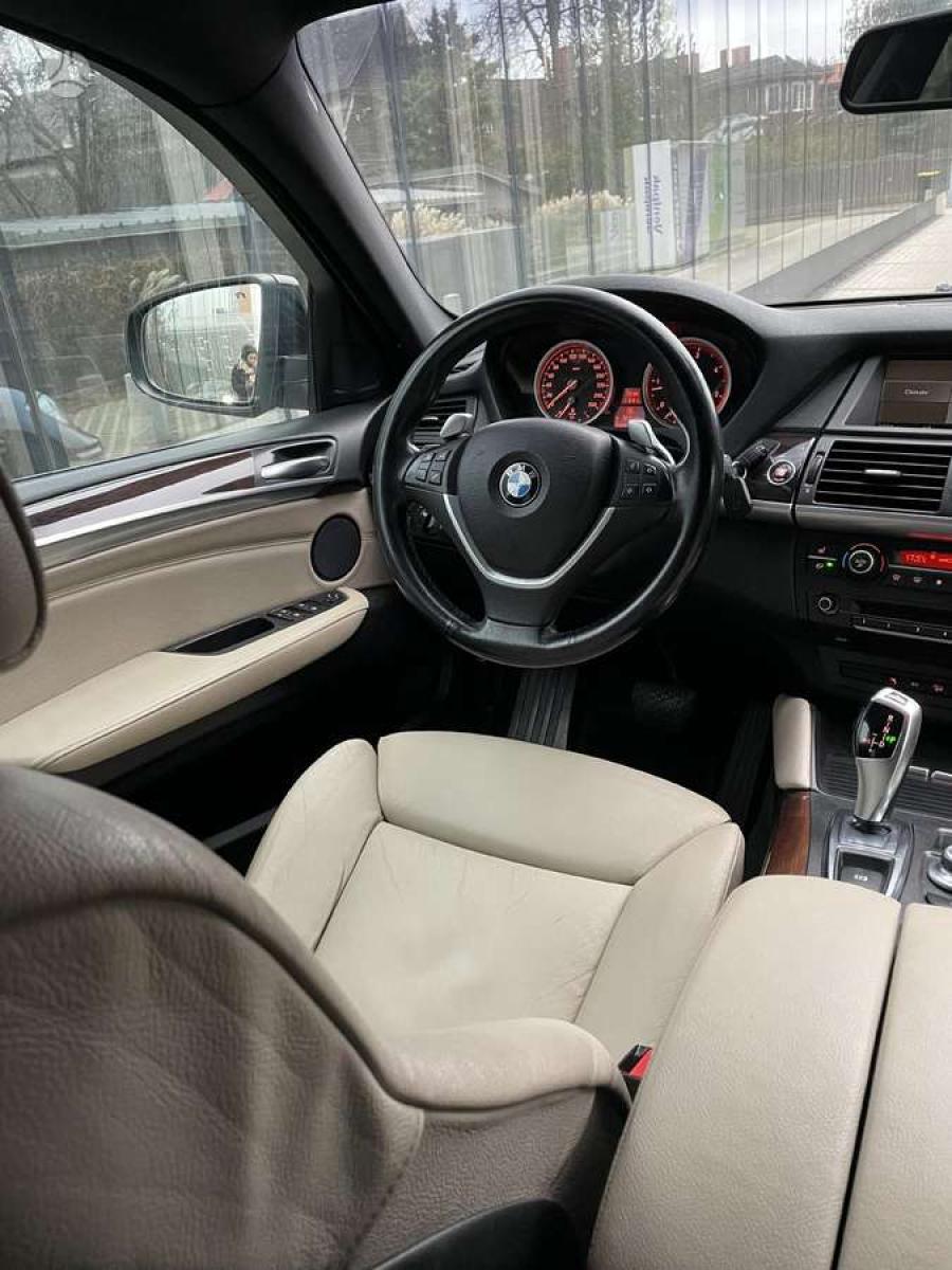 Melns BMW X6 2009 Viļņa, ar dzinēja tilpumu 2.99 L un nobraukumu 351 tūkst. km par 9900 €, foto 14 vietnē AUTOMOTO.COM.LV