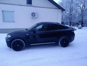 Black BMW X6 2009 in Panevezys, with an engine capacity of 0.00 L and mileage of 333 thousand km for 10700 €, photo 8 on AUTOMOTO.COM.LV