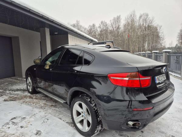 Melns BMW X6 2009 Šauļi, ar dzinēja tilpumu 3.00 L un nobraukumu 214 tūkst. km par 11800 €, foto 5 vietnē AUTOMOTO.COM.LV