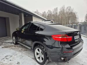 Black BMW X6 2009 in Siauliai, with an engine capacity of 3.00 L and mileage of 214 thousand km for 11800 €, photo 5 on AUTOMOTO.COM.LV
