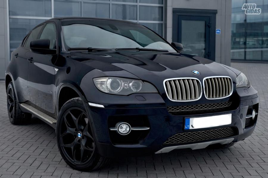 Black BMW X6 2009 in Klaipeda, with an engine capacity of 3.00 L and mileage of 299 thousand km for 9800 €, photo 1 on AUTOMOTO.COM.LV