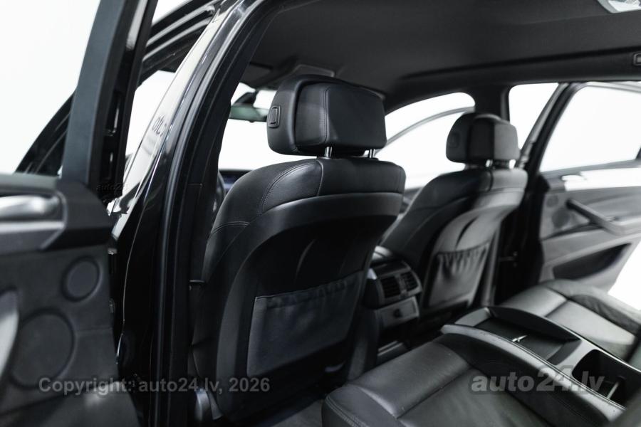 Melns BMW X6 2009 Tallina, ar dzinēja tilpumu 3.00 L un nobraukumu 201 tūkst. km par 9990 €, foto 19 vietnē AUTOMOTO.COM.LV