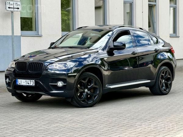 Black BMW X6 2009 in Jelgava, with an engine capacity of 3.00 L and mileage of 301 thousand km for 9900 €, photo 3 on AUTOMOTO.COM.LV