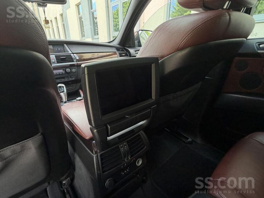 Черный БМВ Х6 2009 в Елгава, объемом двигателя 3.00 л и пробегом 301 тыс. км за 9900 €, фото 16 на AUTOMOTO.COM.LV