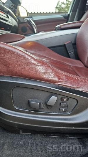 Black BMW X6 2009 in Riga, with an engine capacity of 3.00 L and mileage of 522 thousand km for 8600 €, photo 8 on AUTOMOTO.COM.LV