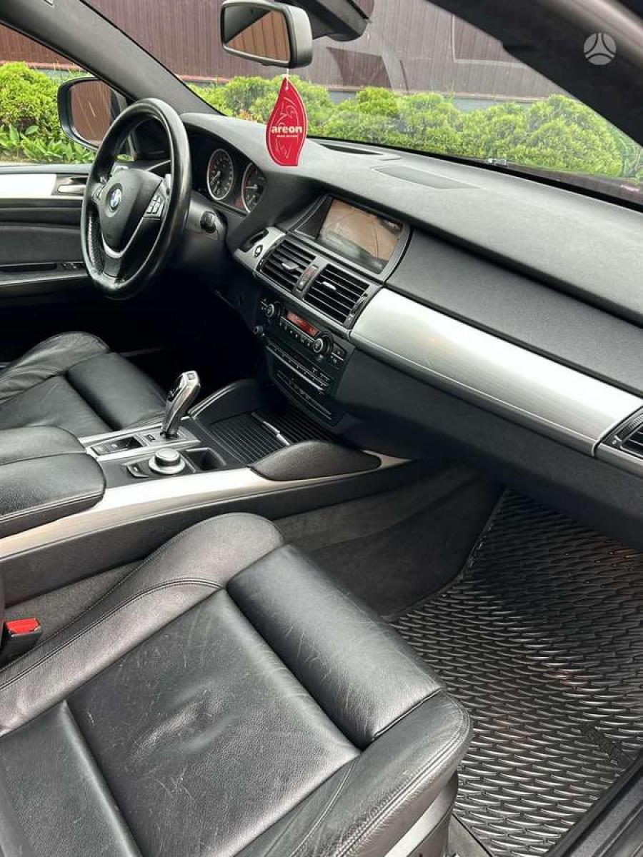 Melns BMW X6 2009 Viļņa, ar dzinēja tilpumu 2.99 L un nobraukumu 320 tūkst. km par 9500 €, foto 3 vietnē AUTOMOTO.COM.LV