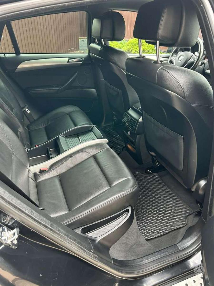 Melns BMW X6 2009 Viļņa, ar dzinēja tilpumu 2.99 L un nobraukumu 320 tūkst. km par 9500 €, foto 4 vietnē AUTOMOTO.COM.LV