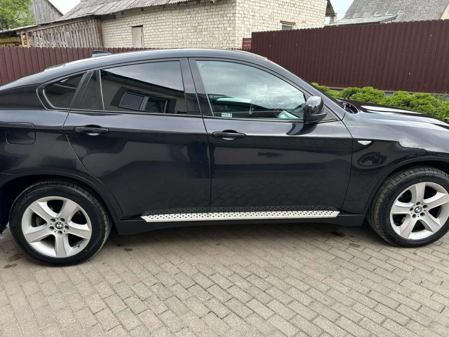 Melns BMW X6 2009 Viļņa, ar dzinēja tilpumu 2.99 L un nobraukumu 320 tūkst. km par 9500 €, foto 9 vietnē AUTOMOTO.COM.LV