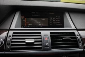 Black BMW X6 2009 in Riga, with an engine capacity of 3.00 L and mileage of 319 thousand km for 11490 €, photo 21 on AUTOMOTO.COM.LV