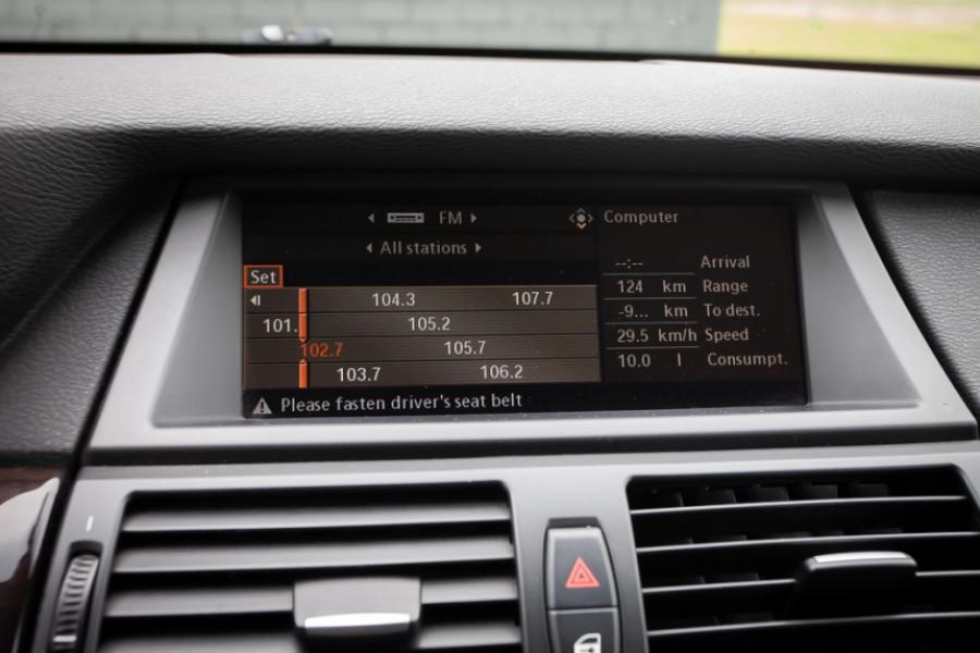 Black BMW X6 2009 in Riga, with an engine capacity of 3.00 L and mileage of 319 thousand km for 11490 €, photo 22 on AUTOMOTO.COM.LV