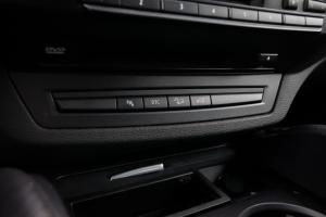 Black BMW X6 2009 in Riga, with an engine capacity of 3.00 L and mileage of 319 thousand km for 11490 €, photo 28 on AUTOMOTO.COM.LV