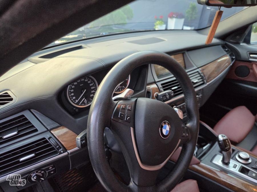 Melns BMW X6 2009 Viļņa, ar dzinēja tilpumu 3.50 L un nobraukumu 225 tūkst. km par 10999 €, foto 13 vietnē AUTOMOTO.COM.LV
