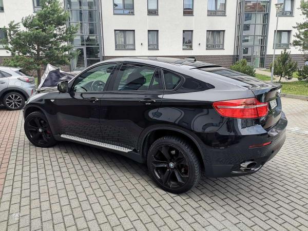 Melns BMW X6 2009 Kauņa, ar dzinēja tilpumu 3.00 L un nobraukumu 264 tūkst. km par 9700 €, foto 8 vietnē AUTOMOTO.COM.LV
