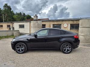 Melns BMW X6 2009 Utena, ar dzinēja tilpumu 2.98 L un nobraukumu 181 tūkst. km par 10490 €, foto 6 vietnē AUTOMOTO.COM.LV