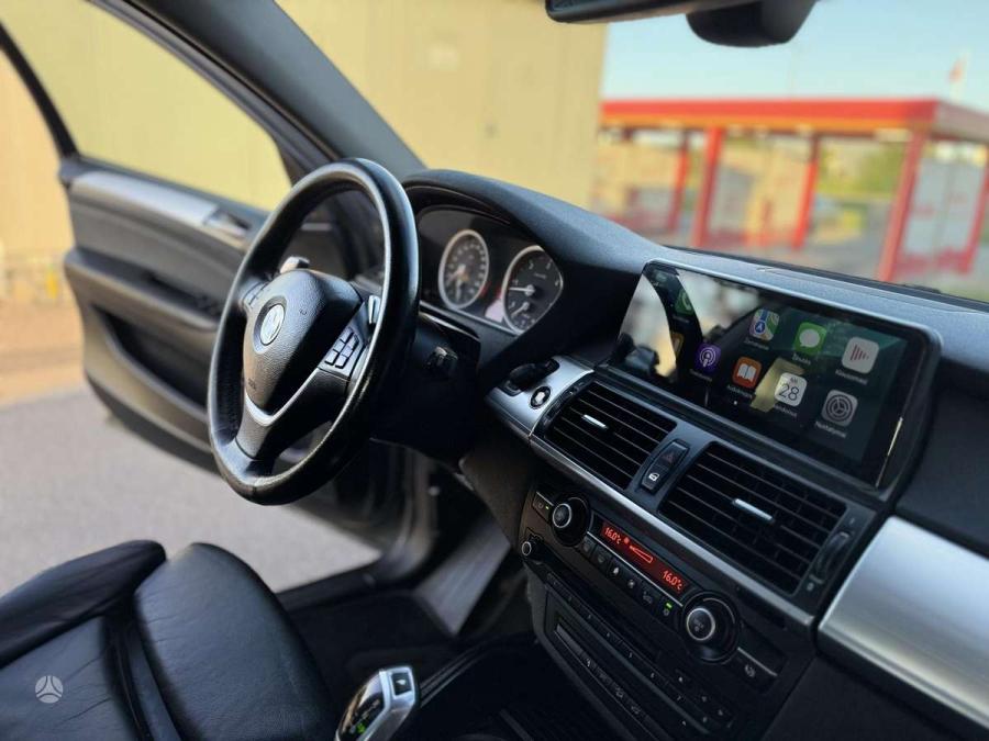 Black BMW X6 2009 in Radviliskis, with an engine capacity of 3.00 L and mileage of 317 thousand km for 7900 €, photo 23 on AUTOMOTO.COM.LV