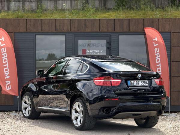 Black BMW X6 2009 in Vilnius, with an engine capacity of 2.99 L and mileage of 288 thousand km for 11400 €, photo 7 on AUTOMOTO.COM.LV