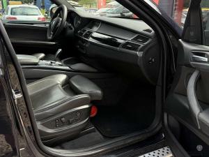 Black BMW X6 2009 in Vilnius, with an engine capacity of 2.99 L and mileage of 288 thousand km for 11400 €, photo 16 on AUTOMOTO.COM.LV