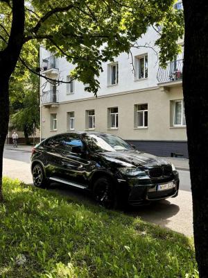Black BMW X6 2009 in Vilnius, with an engine capacity of 2.99 L and mileage of 253 thousand km for 12100 €, photo  on AUTOMOTO.COM.LV