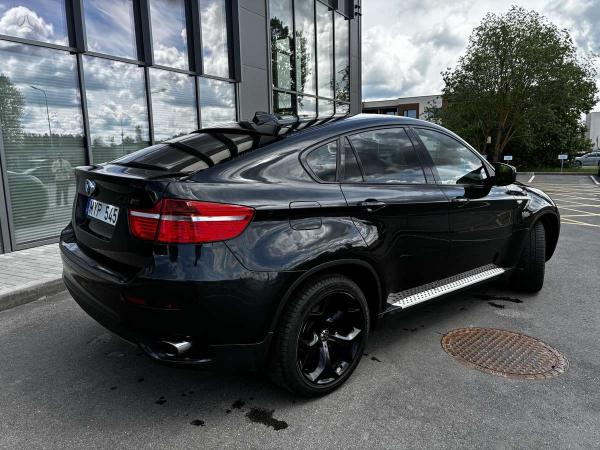 Black BMW X6 2009 in Vilnius, with an engine capacity of 2.99 L and mileage of 253 thousand km for 12100 €, photo 8 on AUTOMOTO.COM.LV