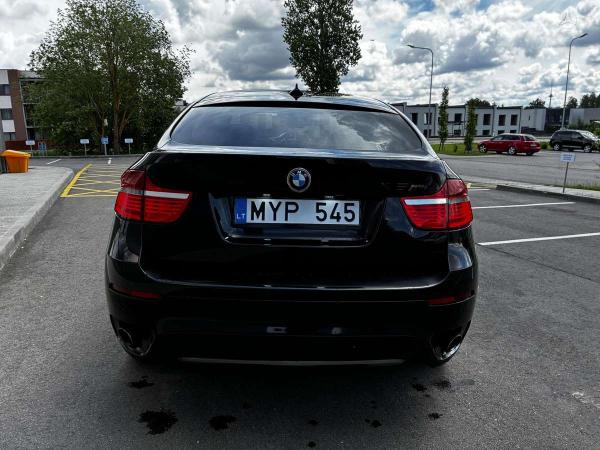 Black BMW X6 2009 in Vilnius, with an engine capacity of 2.99 L and mileage of 253 thousand km for 12100 €, photo 9 on AUTOMOTO.COM.LV