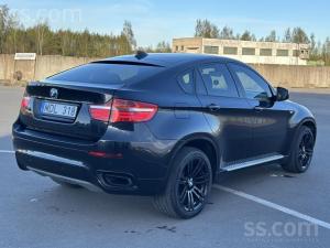 Melns BMW X6 2009 Rīga, ar dzinēja tilpumu 3.00 L un nobraukumu 0 tūkst. km par 11000 €, foto 17 vietnē AUTOMOTO.COM.LV